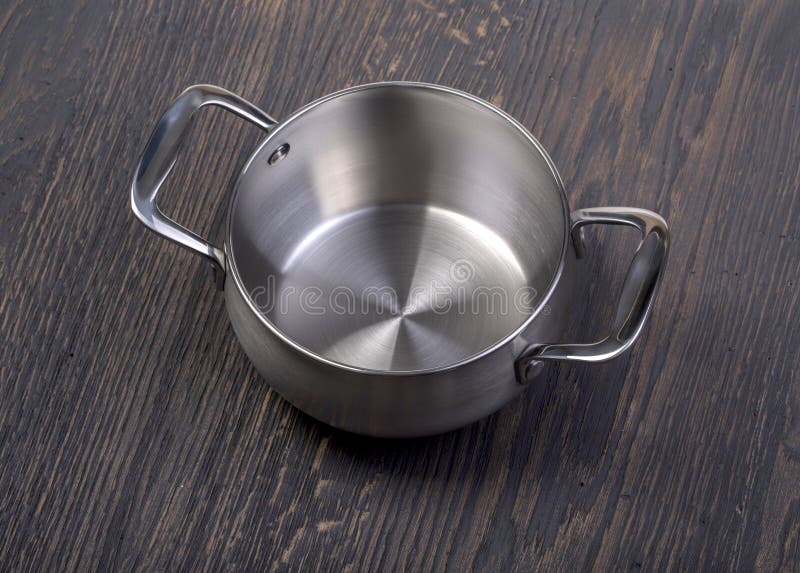 740 Top View Empty Steel Cooking Pot Stock Photos - Free & Royalty-Free ...