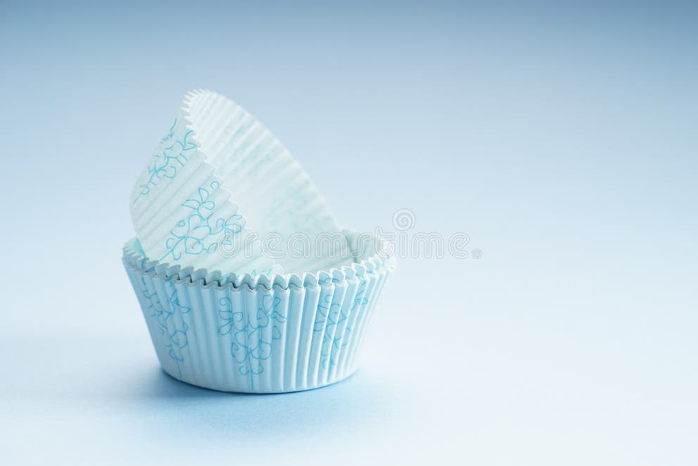 Empty cupcake cases stock image. Image of pink, shape - 91189363