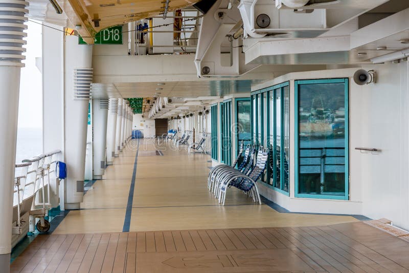 Empty Deck of Luxury Cruise Ship Stock Photo - Image of ocean, railing ...