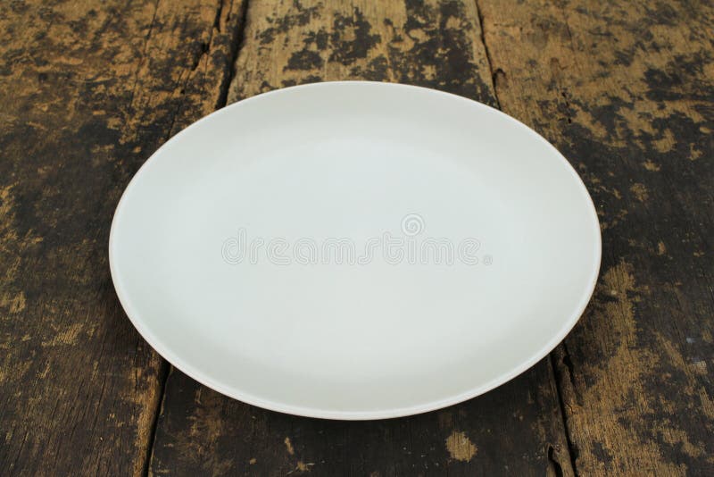 Empty Dish Plate on Wooden Background Stock Photo - Image of dish ...