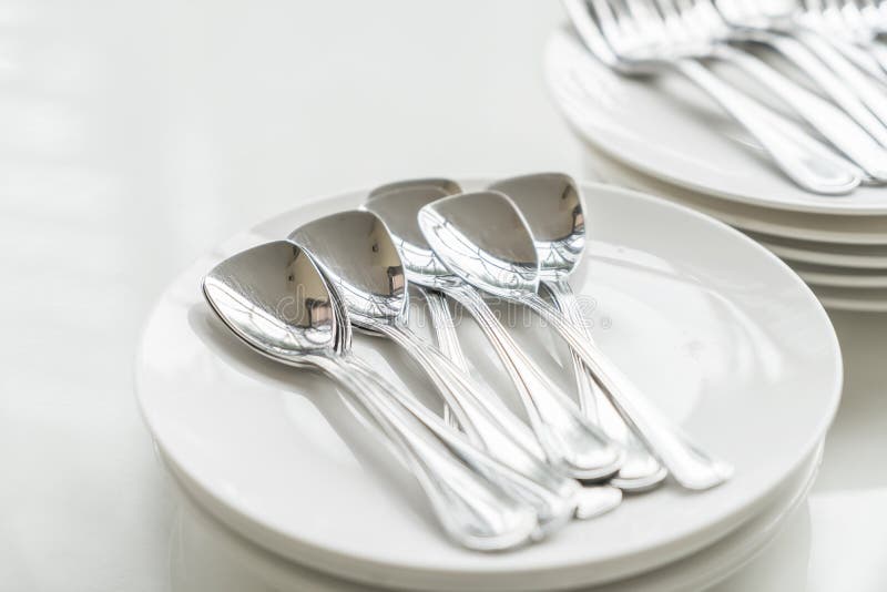 Empty dish stock photo. Image of restaurant, dishware - 85232628