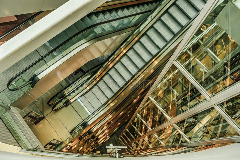 118 Glass Elevator Top Floor View Stock Photos - Free & Royalty-Free ...