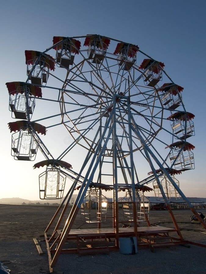 Empty ferris wheel stock image. Image of ferris, steel - 3930167