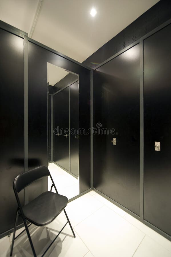 Empty fitting room stock photo. Image of indoors, commerce - 207695398