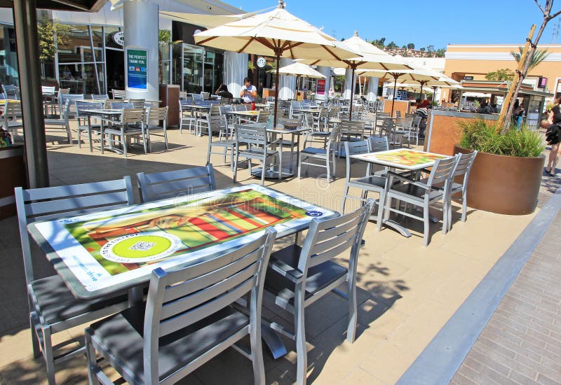 Empty Food Court editorial image. Image of recession - 26835640