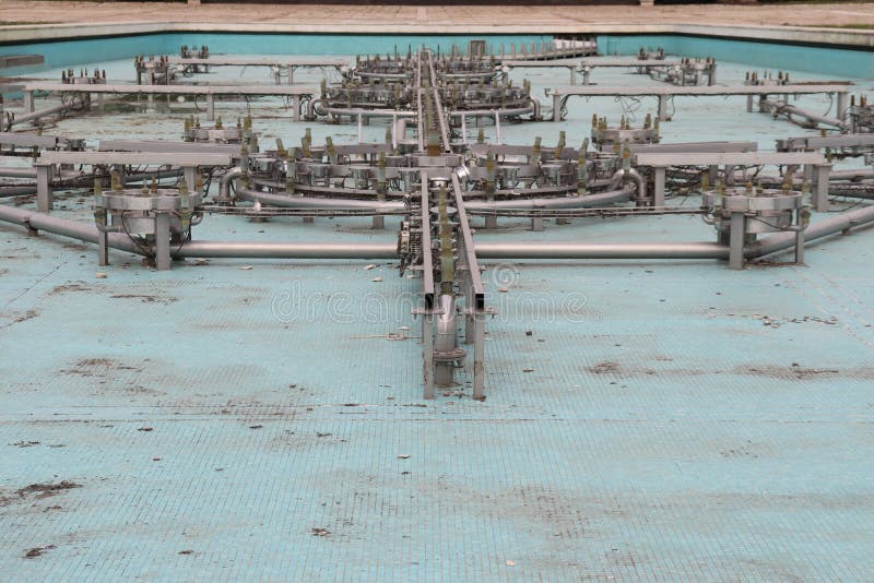 Empty fountain stock photo. Image of park, fountain, waterfall - 24056946