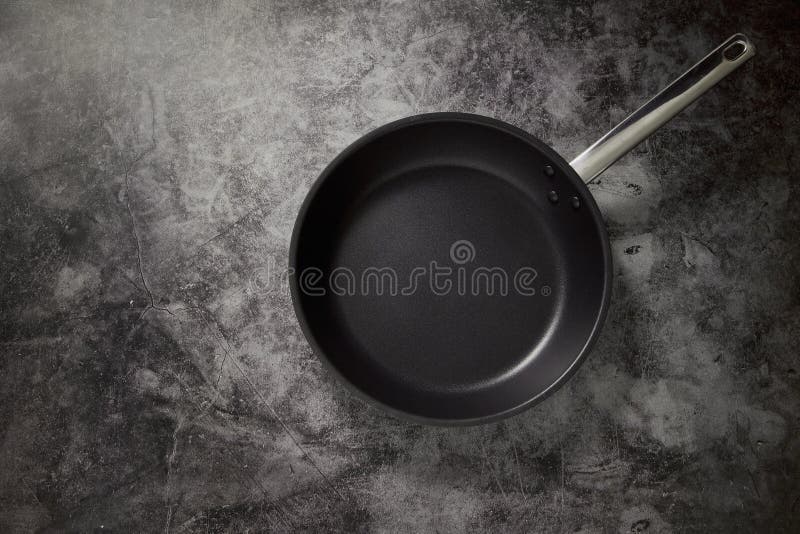 Empty Frying Pan Black on Dark Stock Photo - Image of bowl, powder ...