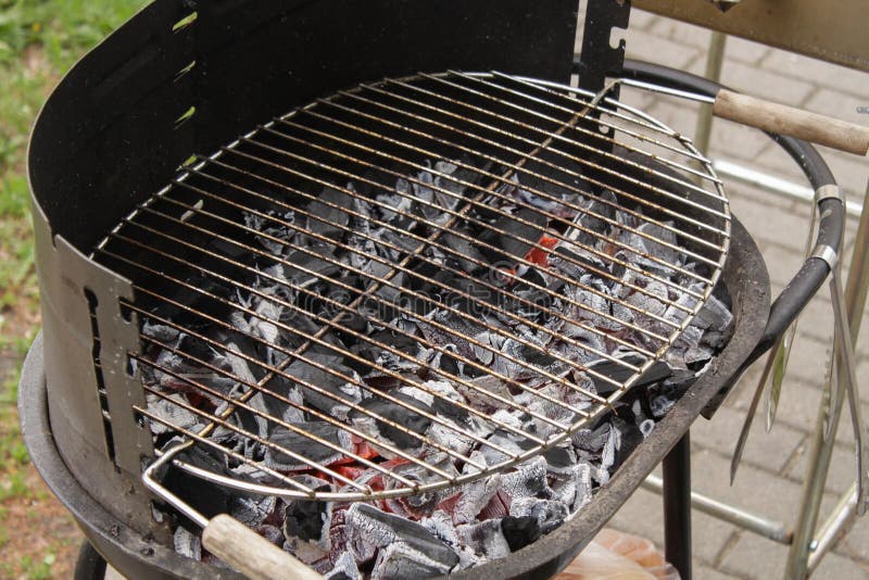 Empty grill stock image. Image of burn, fire, cook, blaze - 40606437
