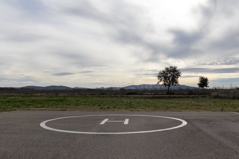 343 Helipad Ground Stock Photos - Free & Royalty-Free Stock Photos from ...