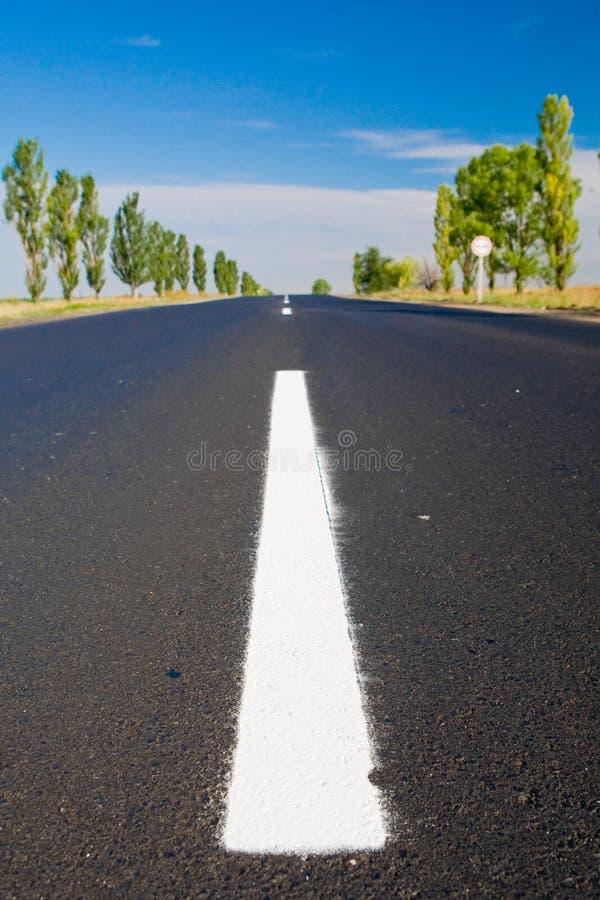 Empty Highway Picture. Image: 6147098