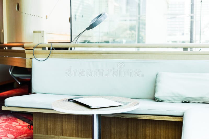 Empty Informal Meeting Room Stock Image - Image of city, small: 94010913