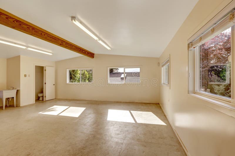 Empty Large Room with Fireplace. New Luxury Home Interior. Stock Photo ...