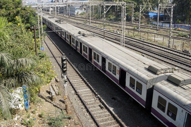 Almost Empty Local Train in Mumbai Stock Photo - Image of traffic ...