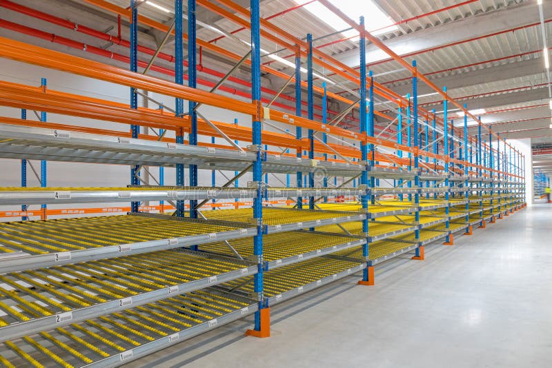 Empty Long Gravity Flow stock photo. Image of conveyor - 197590224