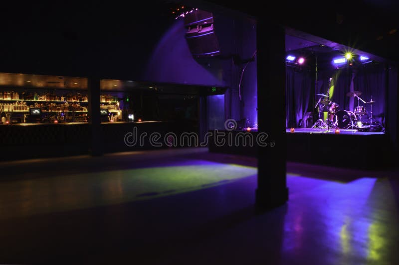 Empty Music Venue stock image. Image of performance, alcohol - 31884233