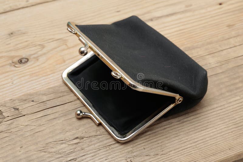 Empty old purse stock image. Image of shopping, money - 157115181
