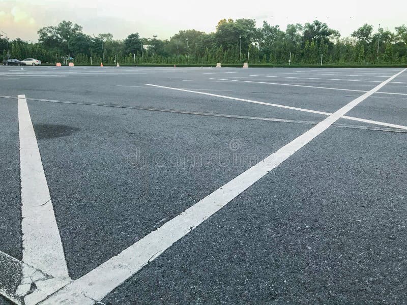 Empty Outdoor Car Parking Lot Stock Photo - Image of empty, parkinglot ...