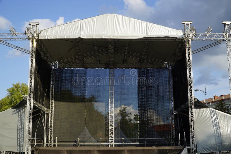 Empty Outdoor Stage - Front View Stock Image - Image of front, festival ...