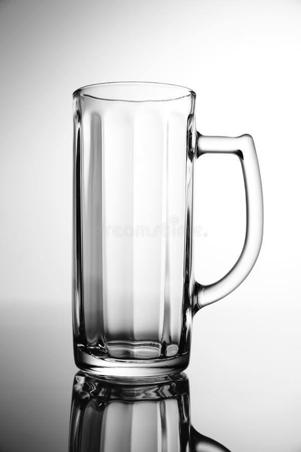 Empty pint glass stock image. Image of closeup, finished - 12852965