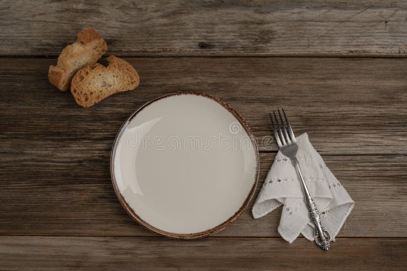 An Empty Plate on Wooden Table Stock Photo - Image of dish, clean ...