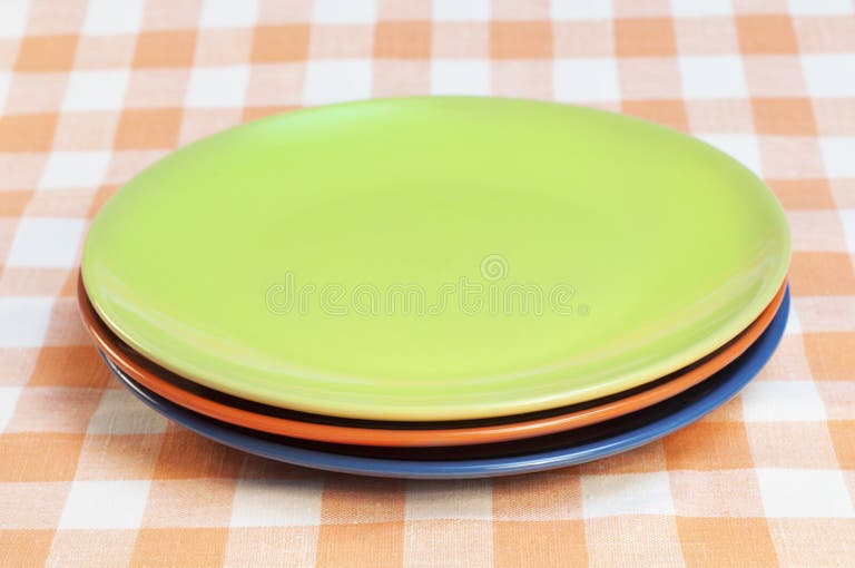 1,474 Empty Color Ceramic Round Plates Stock Photos - Free & Royalty ...