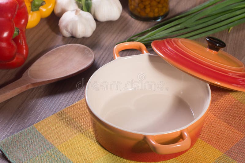 Empty pot on wooden table stock image. Image of clay - 68509985
