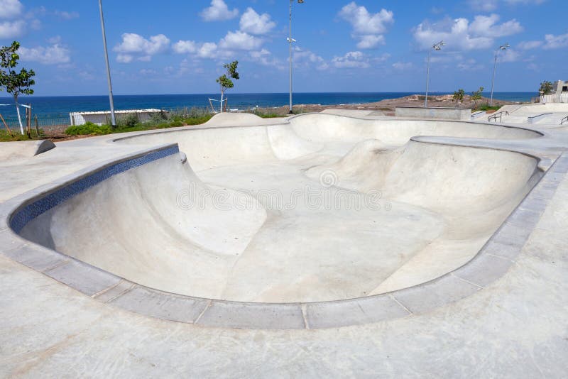 190 Empty Public Skate Park Stock Photos - Free & Royalty-Free Stock ...