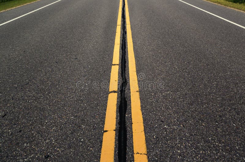Empty roadway stock photo. Image of pavement, outdoor - 35905892