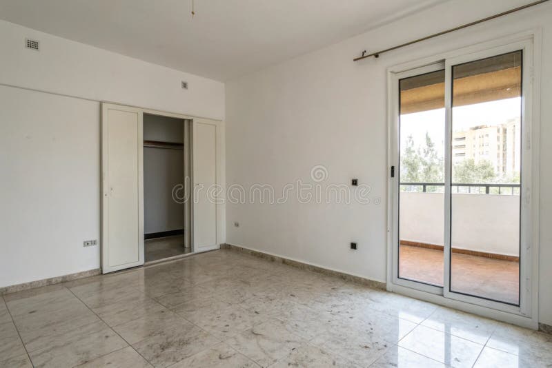 Empty Room with Open Closet Door Stock Image - Image of openconcept ...