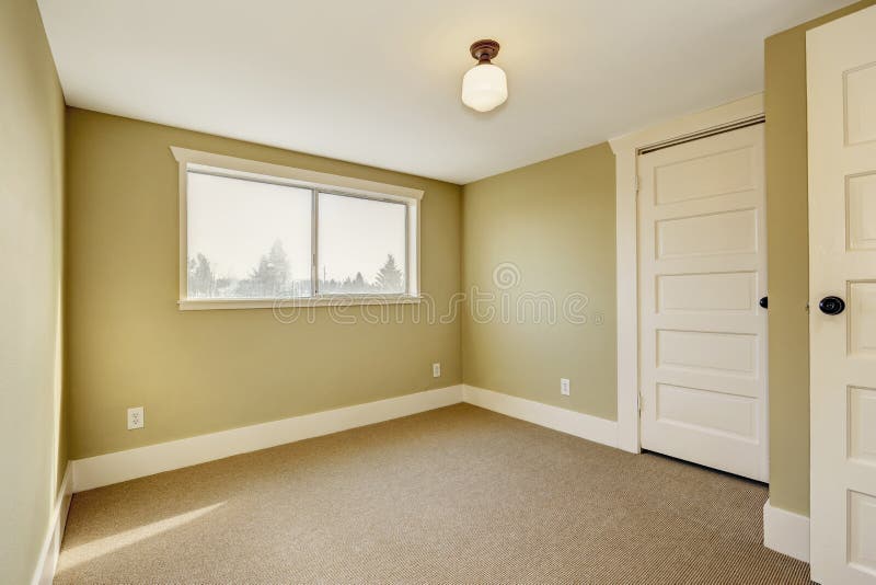 Empty room with window stock image. Image of wall, house - 42962293