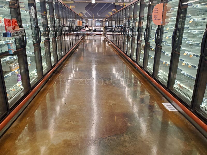 Empty Shelves and Empty Aisles during Coronavirus Scare Editorial Stock ...