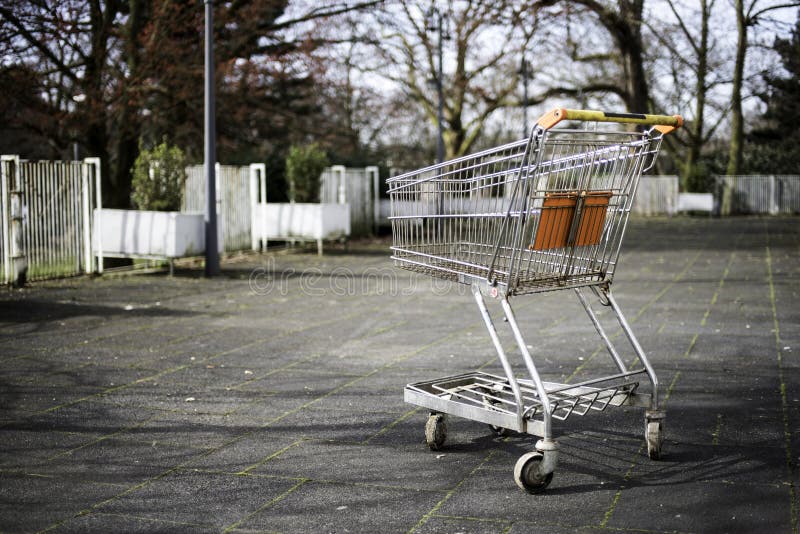 Empty shopping trolley stock photo. Image of object, shopping - 89060784
