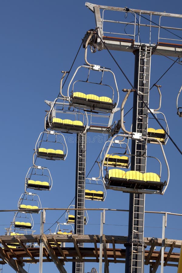 1,900+ Sky lift Free Stock Photos - StockFreeImages