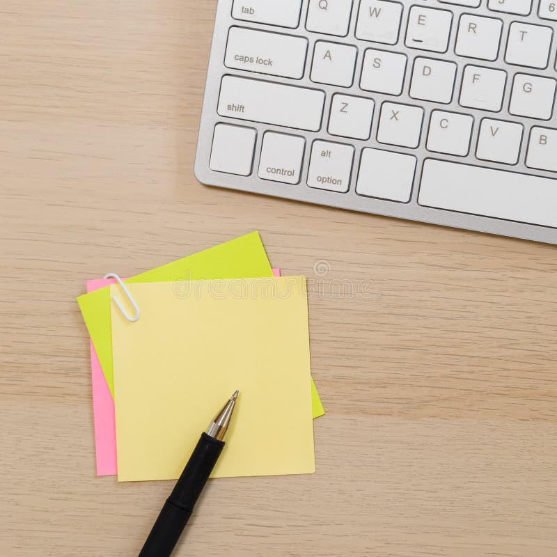 Empty Sticky Post Note Paper Sheet and Pen with Computer Keyboard on ...