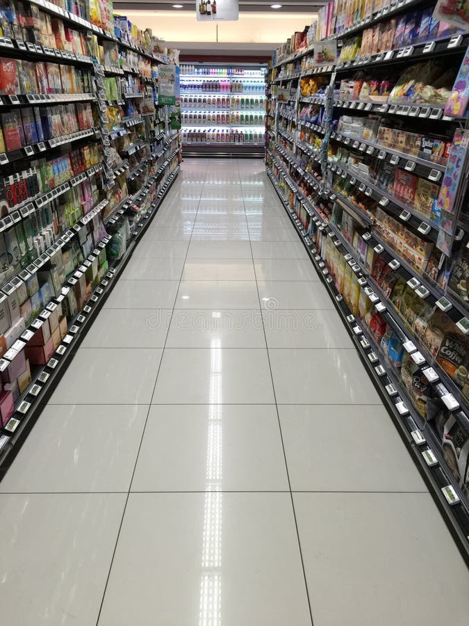 Supermarket Aisle editorial image. Image of beverage - 33874170
