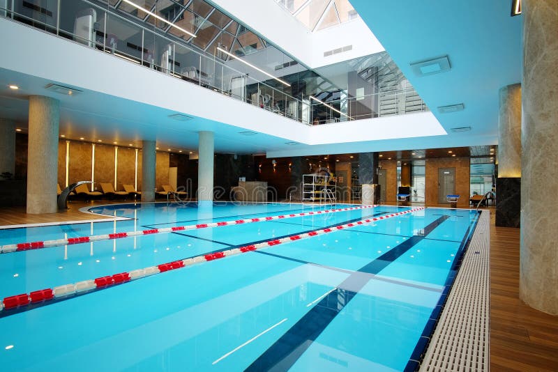 Empty swimming pool stock image. Image of leisure, reflection - 76669685