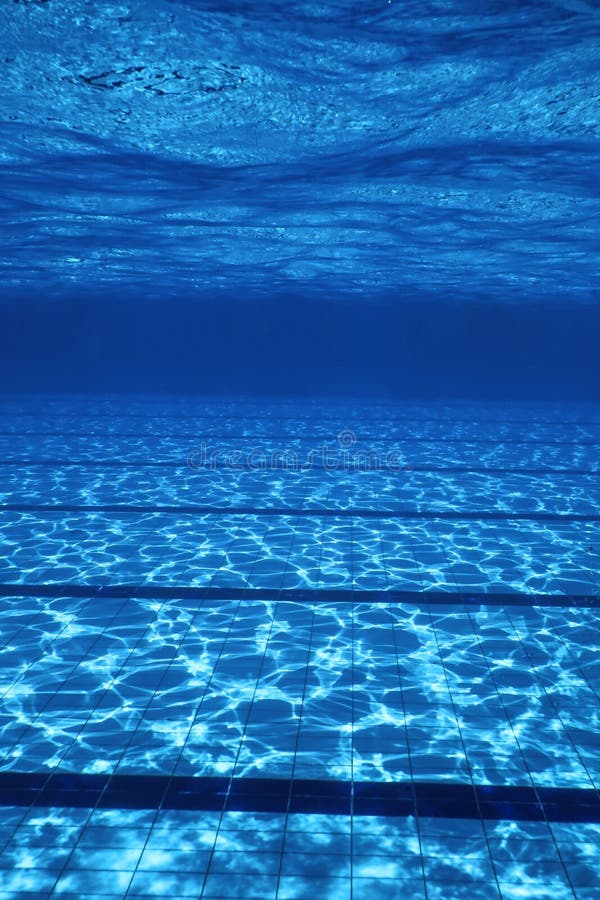 Empty Swimming Pool Underwater Stock Photo - Image of swimming, lines ...