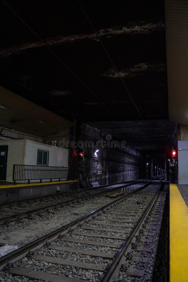 Empty Underground Train Tunnel. Dark Subway Station Editorial Stock ...