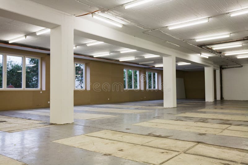 44,980 Empty Warehouse Stock Photos - Free & Royalty-Free Stock Photos ...