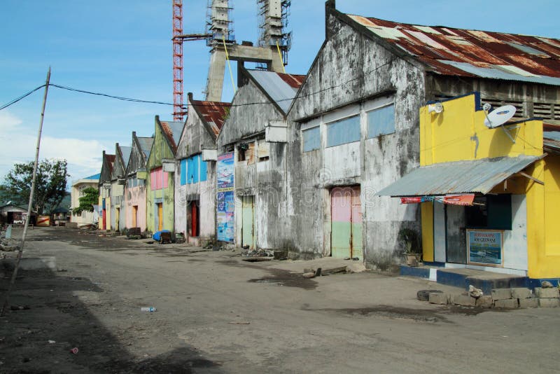 Empty Warehouse Near by Harbor Editorial Photo - Image of poor, house ...