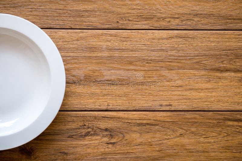 Empty Round Wooden Plate On Wood Table Background, Food Display Stock ...
