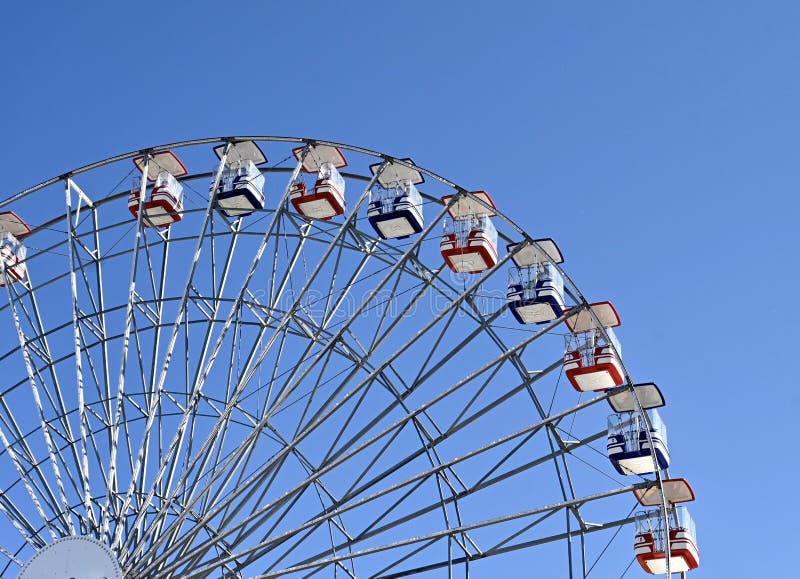 Empty Winter Ferris Wheel stock image. Image of carnival - 232932645