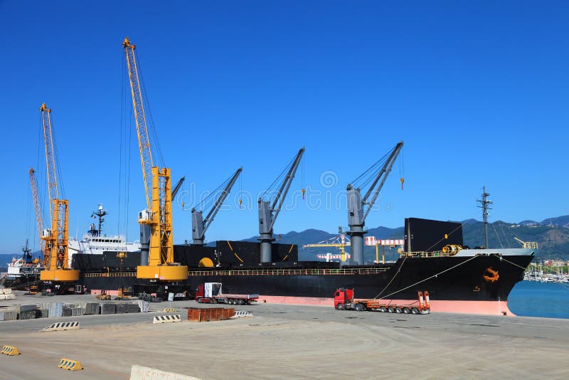 Puerto Coloso fotografía editorial. Imagen de antofagasta - 99450502