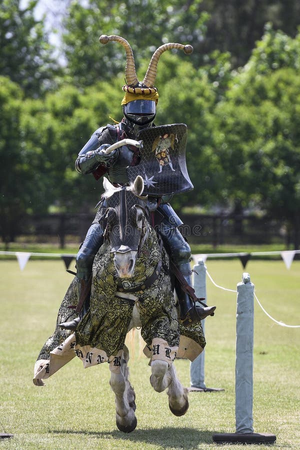 En Riddare Under Medeltida Jousting Turnering Fotografering för ...