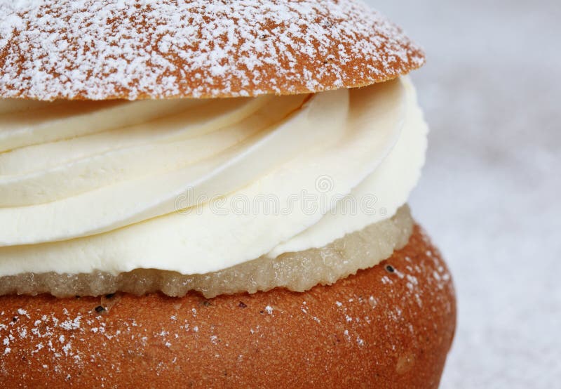 Svenska Semla I Den Traditionella Exponeringsglasplattan Som Isoleras ...
