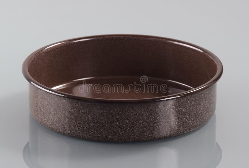 Enameled round pan stock photo. Image of metal, clean - 87064518