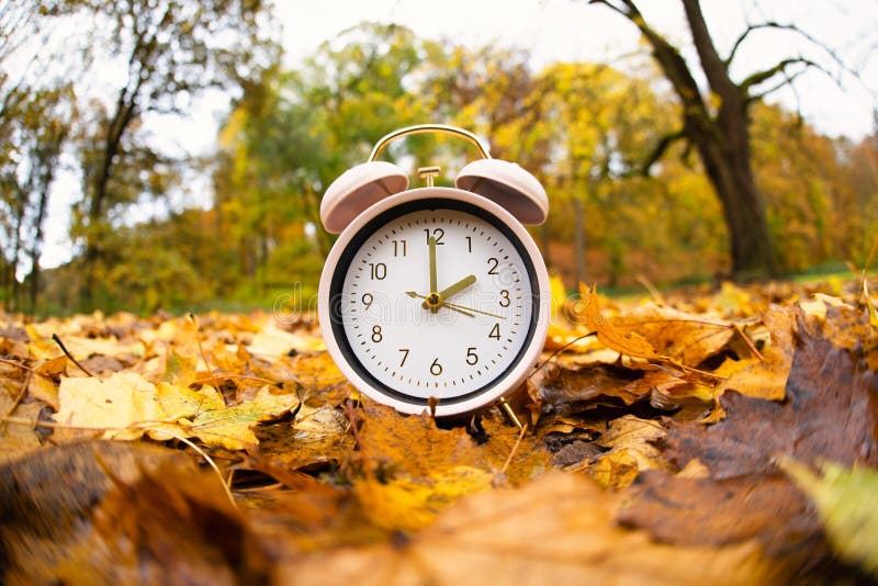 End of Daylight Saving Time in Fall, Winter Time Changeover, Alarm ...