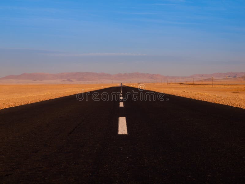 Endless asphalt road stock photo. Image of driveway, arid - 61408818