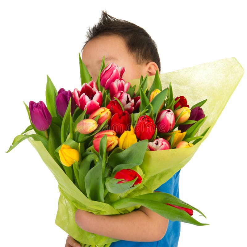 Enfant avec des fleurs photo stock. Image du enfant, jour - 18221554