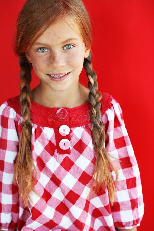 Enfant de roux photo stock. Image of vieux, gosse, freckles - 32893012